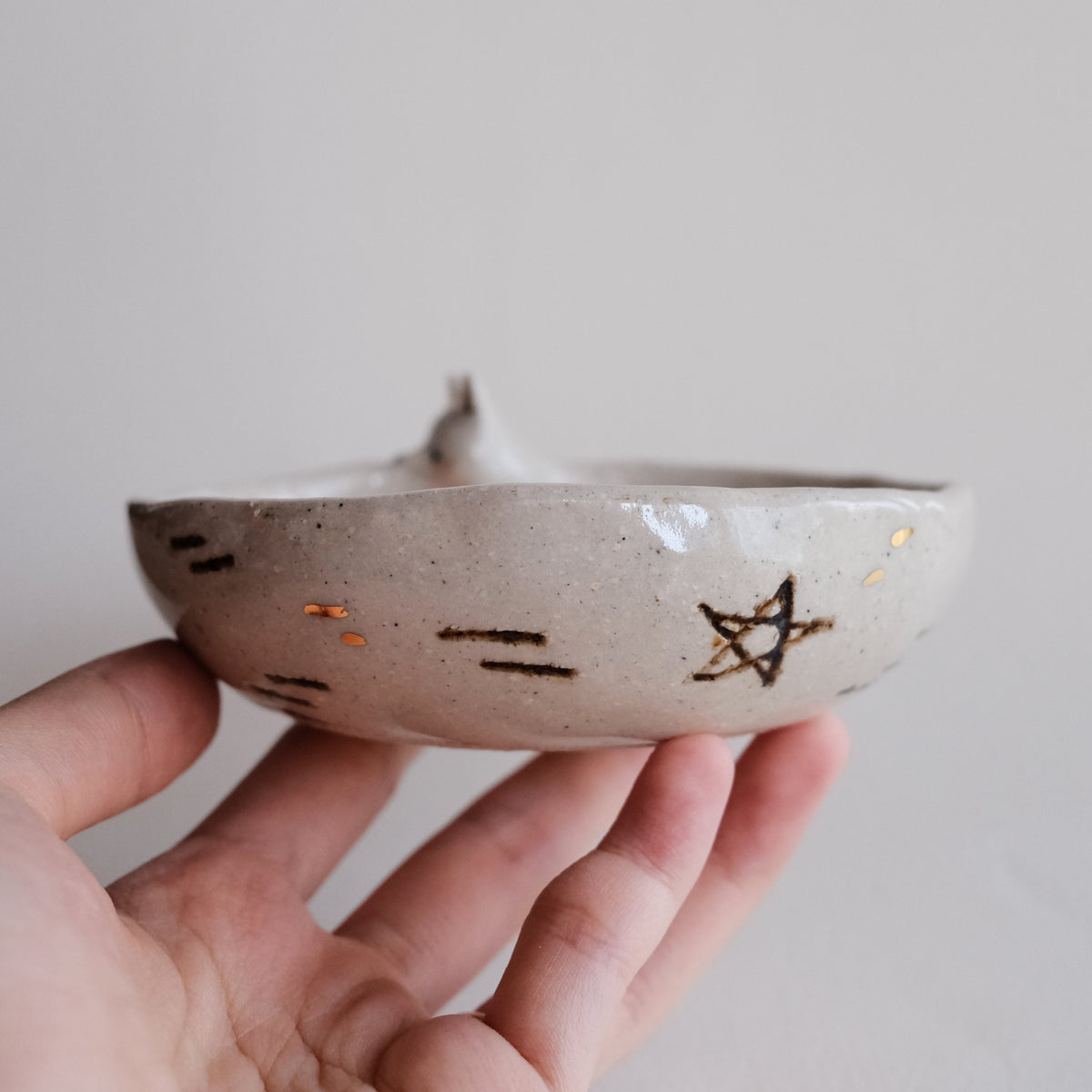 Curled Fox Bowl | Oval – Lithops Studio