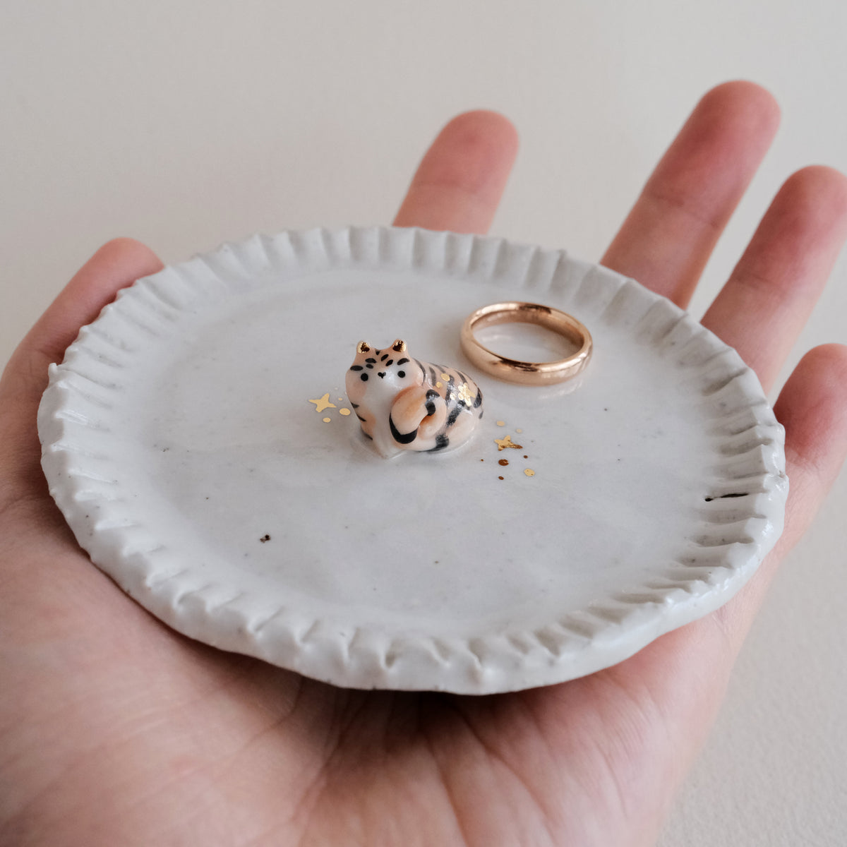 Guardian Dish | Restful Tiger – Lithops Studio