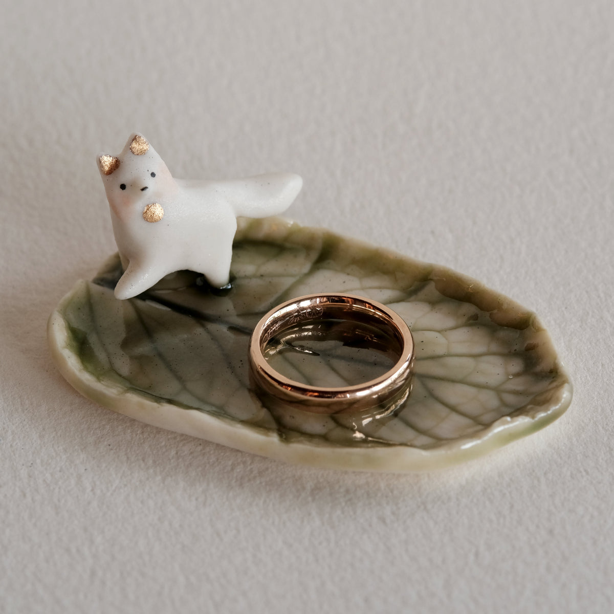 Leaf Fox Ring Holder | Wanderer – Lithops Studio
